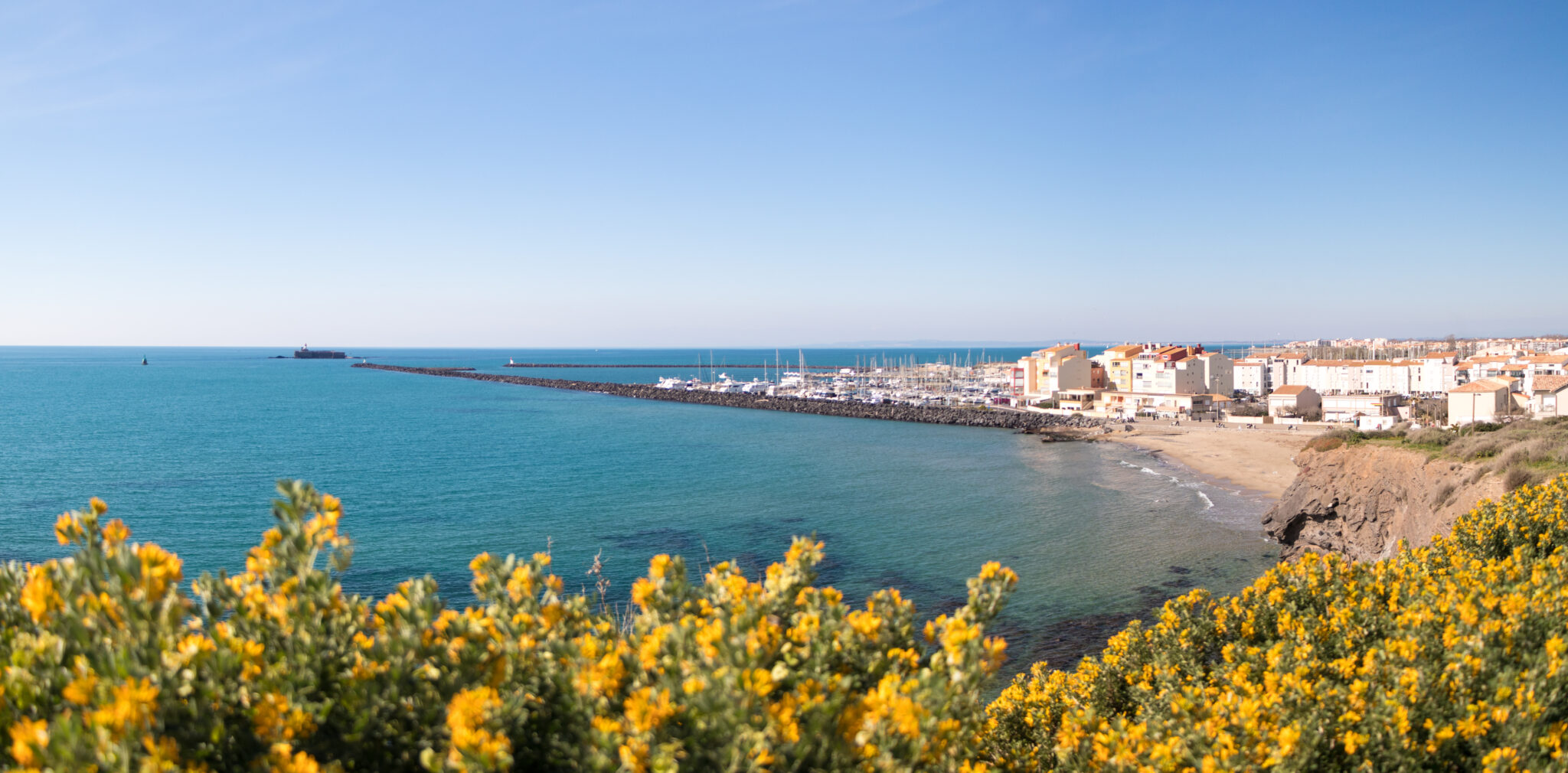 Le Cap d’Agde : destination balnéaire depuis le Camping Les Cigales ...